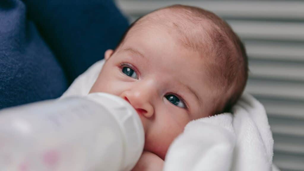 Expired Baby Formula: Is It Safe for Consumption? | Baby Water