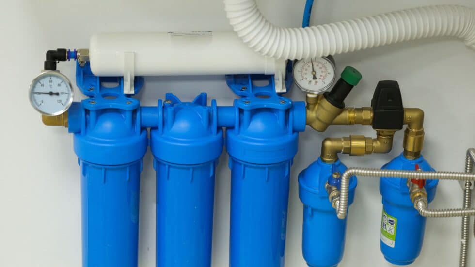 Choosing the Safest Water for Babies: A Comparison of Distilled and ...