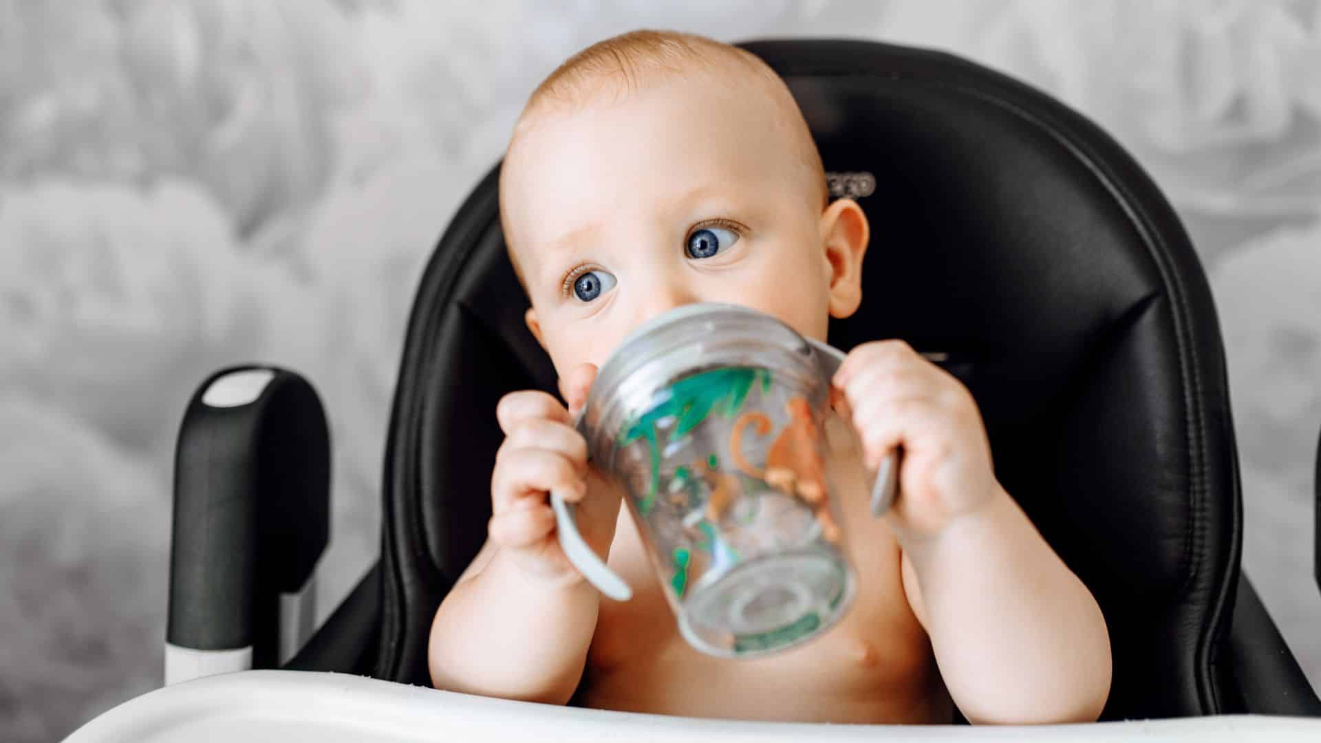 Hydration for Little Ones: Expert Tips on Introducing Water to Babies ...